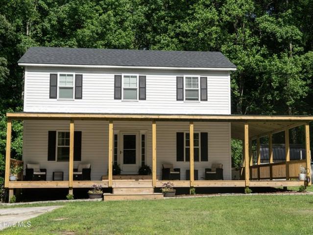 1228 Core Point Rd, Blounts Creek, NC 27814
