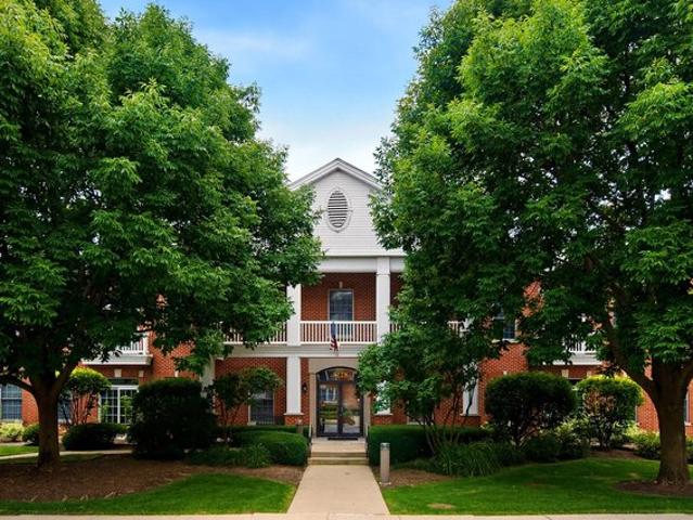 1228 Depot St Unit 2D, Glenview, IL 60025