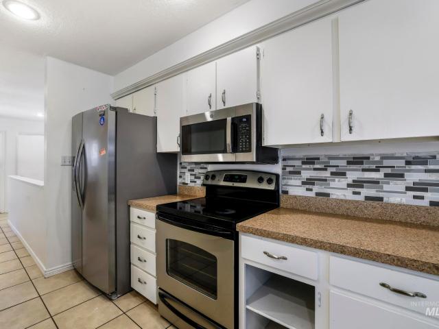 1228 Evergreen Dr