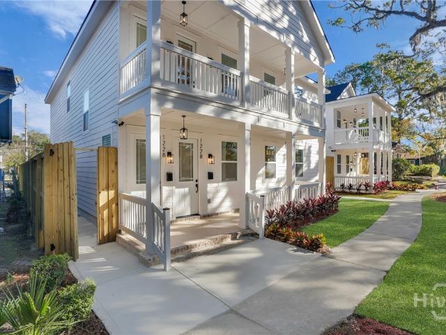 1228 E Anderson Street A & B