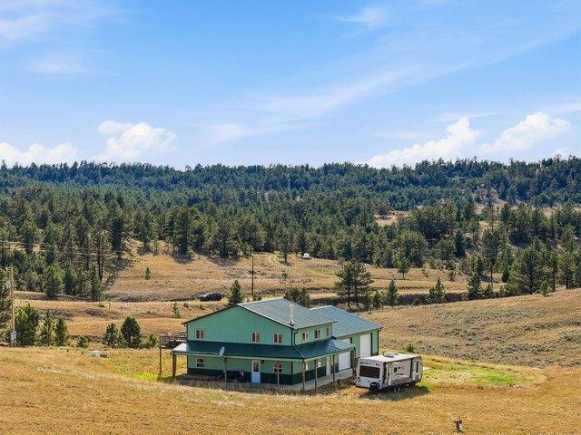 1228 Emigrant Hill Rd, Glendo, WY 82213