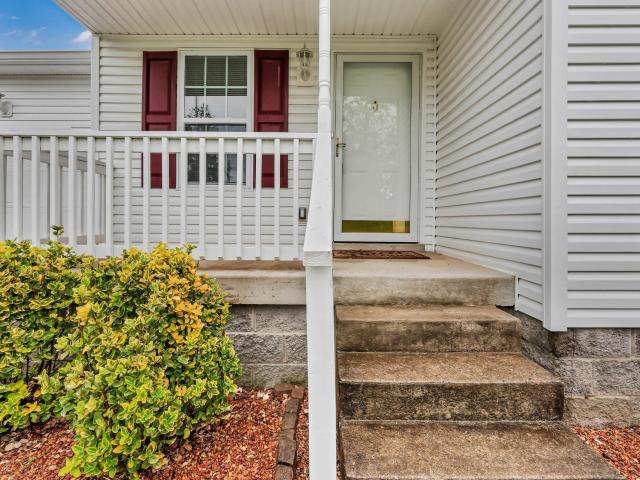 1228 Kendall Dr