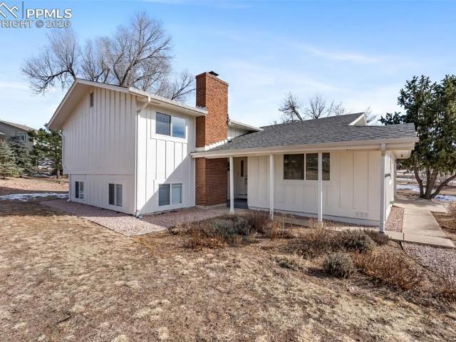 1228 Shrider Rd, Colorado Springs, CO