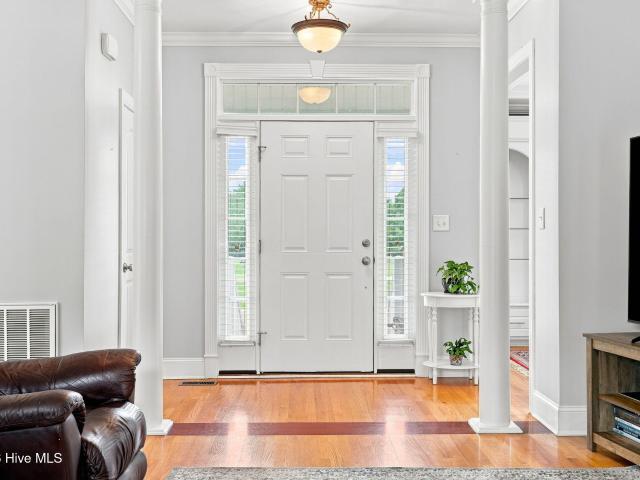 1228 Windsong Drive
