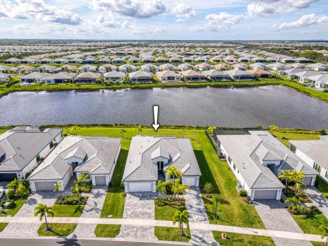 12290 SW Saltwater Dr, Port St. Lucie, FL 34987 | MLS #R11149