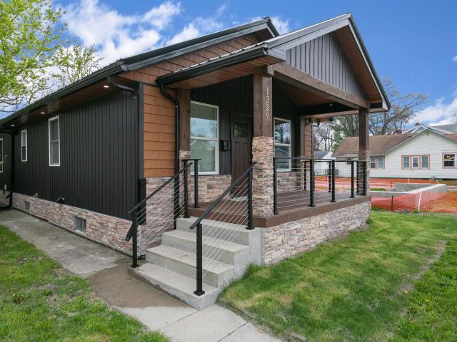 1229 Miner Street