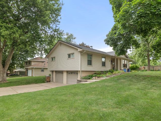 1229 NW 94th Court