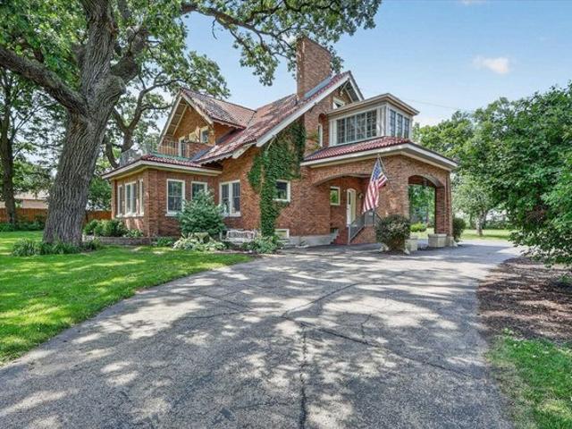 1229 Chapin St, Beloit, WI 53511