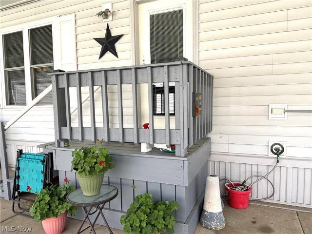 1229 Columbiana Lisbon Road 116