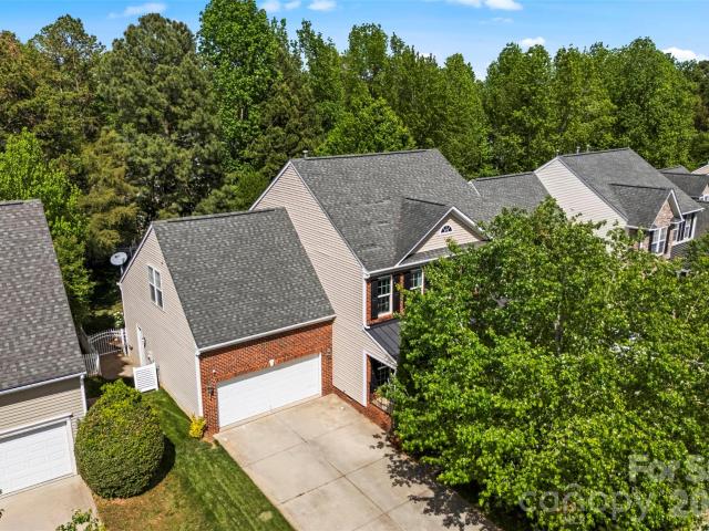 1229 Periwinkle Drive