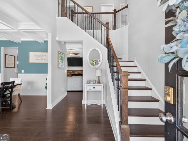 1229 Redhead Lane