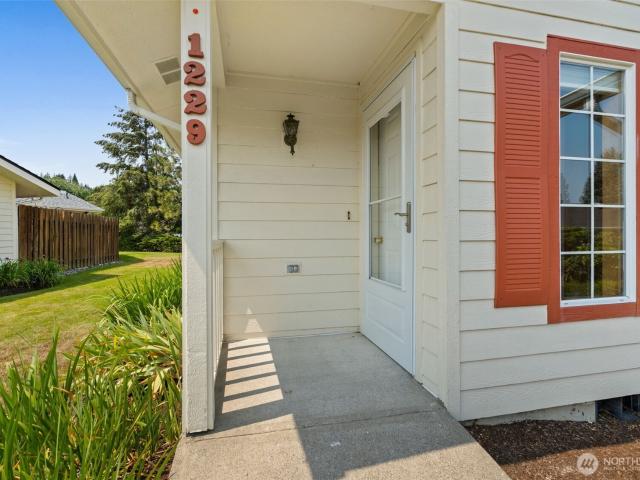 1229 Searle Drive
