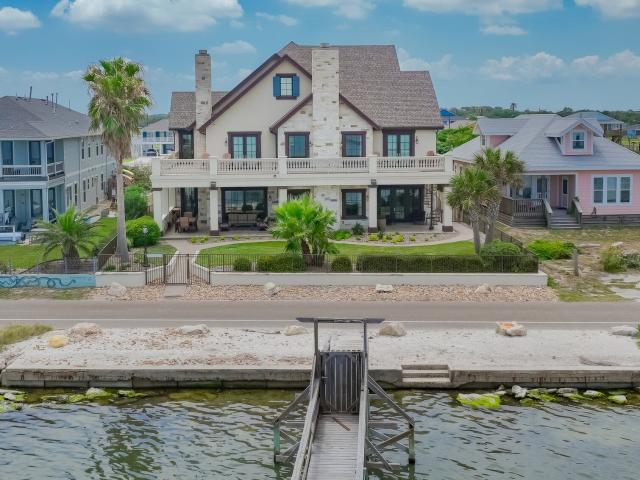 1229 South Water Street, Rockport, US, TX