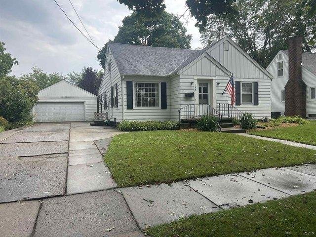 1229 University Ave, Adrian, MI 49221