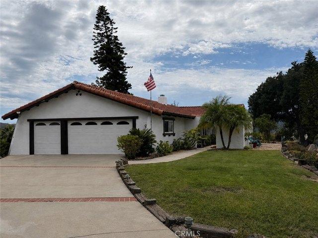 1229 Via Sendero, Escondido, CA 92029