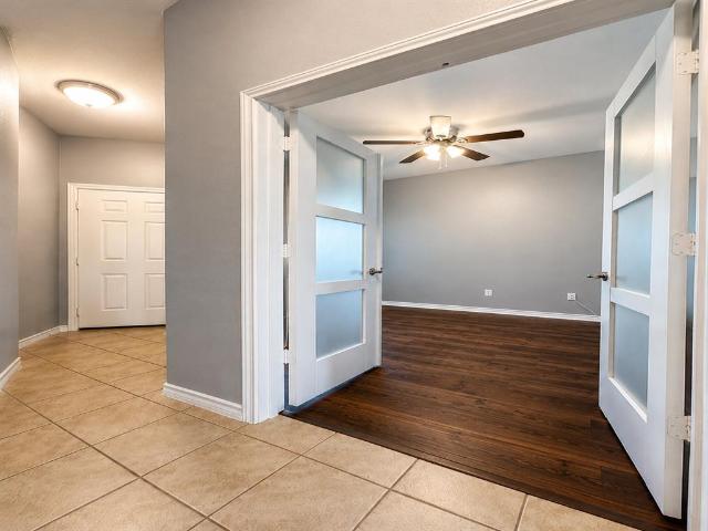 1229 Walnut Cliff Court