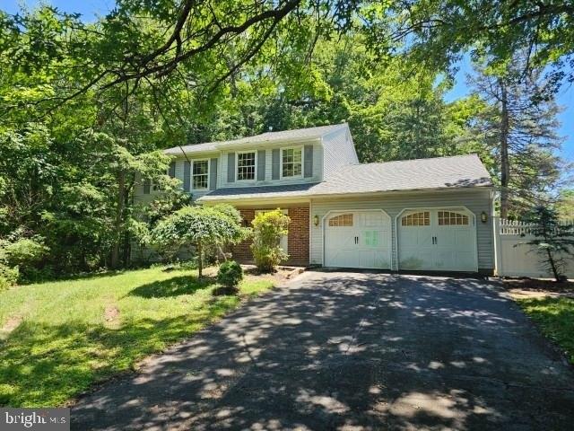 1229 Woodbrook Ln, Warminster, PA 18974