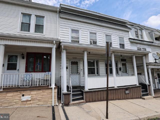 1229 1 Walnut Street