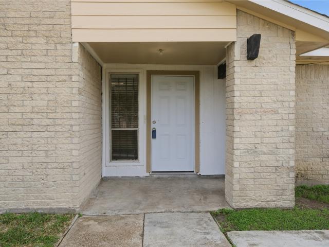 12203 Cape Hyannis Dr, Houston, TX 77048 | MLS #67223 | Compass