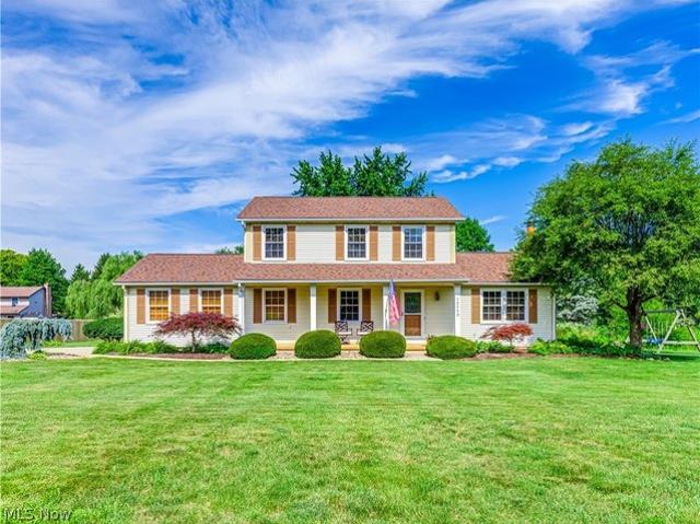 12203 Shoshone Ave NW, Uniontown, OH 44685