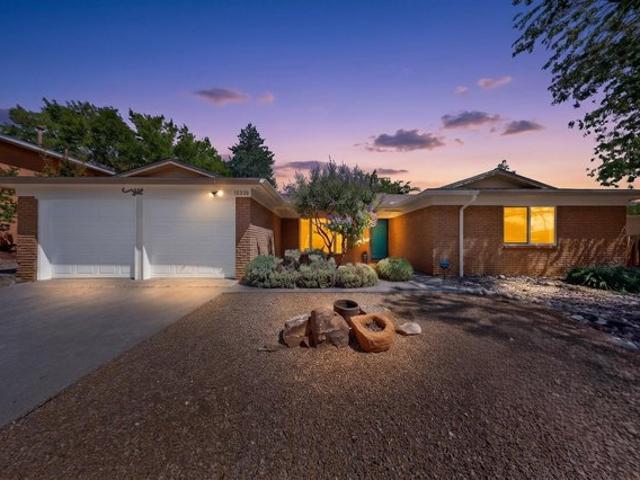 12200 Manitoba Dr NE, Albuquerque, NM 87111
