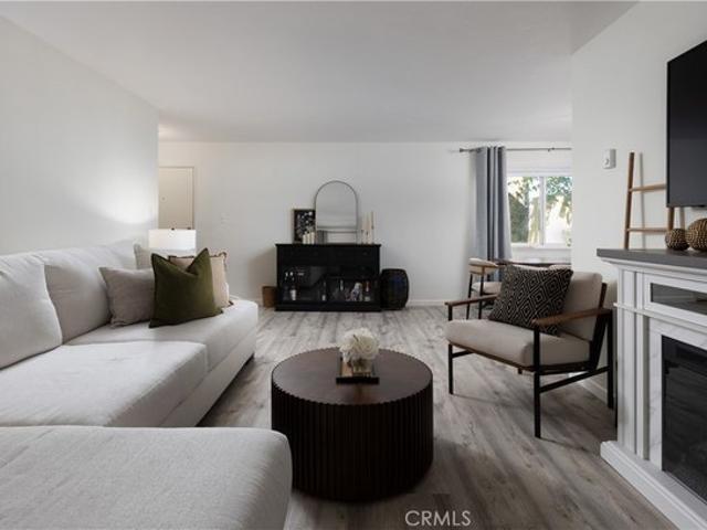 12200 Montecito Rd Apt D104, Seal Beach, CA 90740