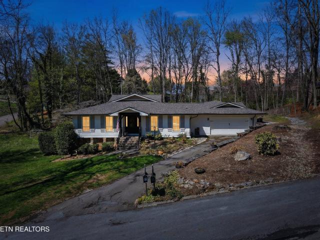 12200 Oakmont Circle