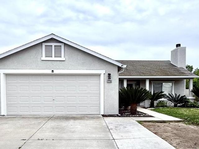 12200 Quicksilver St, Waterford, CA 95386