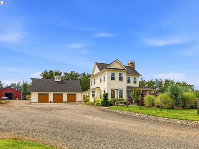12200 S Fox Rd, Molalla, OR 97038