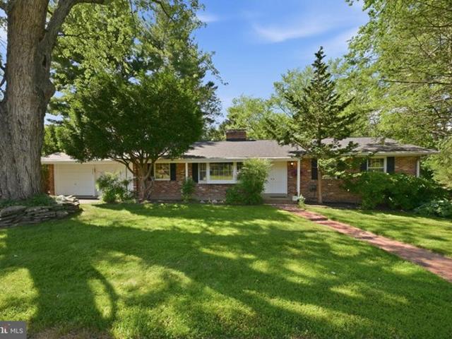 12201 Greenridge Dr, Boyds, MD 20841