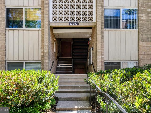 12202 Braxfield Ct, Unit 16, Rockville, MD 20852 | MLS #MDMC2229