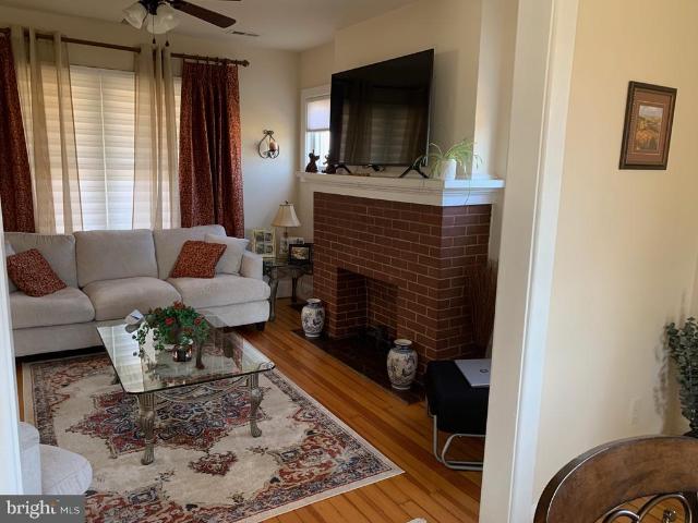 12207 W Lawn Lane