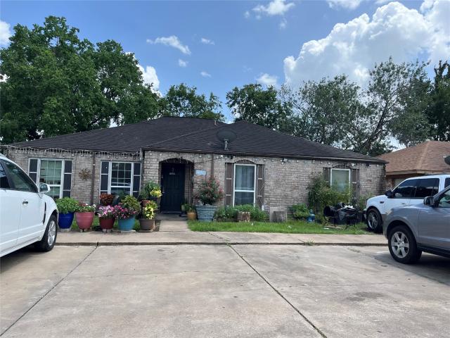 12207 White Cap Ln, Houston, TX 77072 | MLS #33033