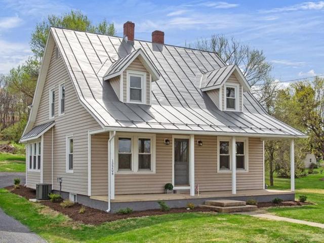 12204 Daphna Rd, Broadway, VA 22815