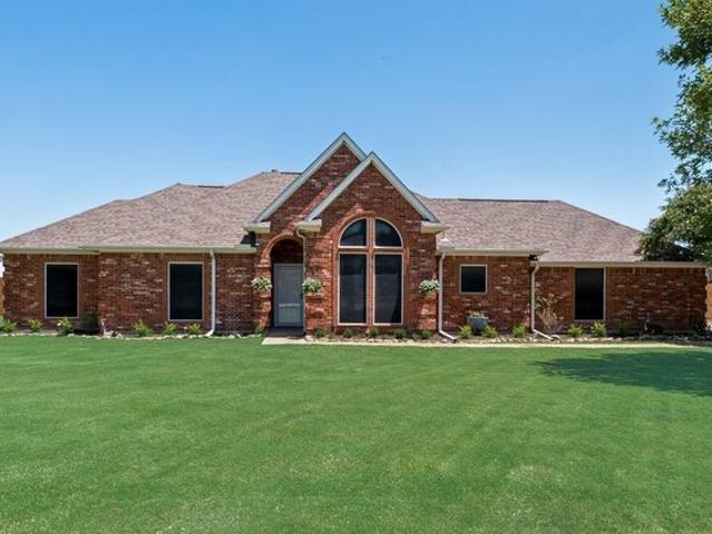 12205 Golden Meadow Ln, Forney, TX 75126