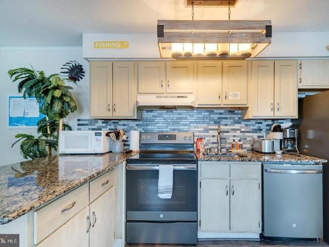 12206 Coastal Highway # 201