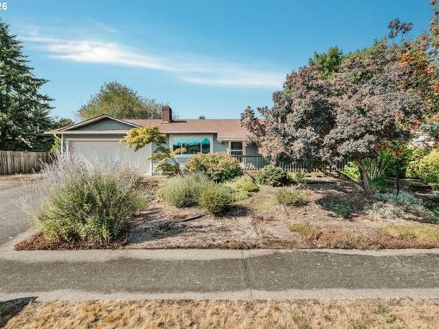 12206 NE 73rd St, Vancouver, WA 98682