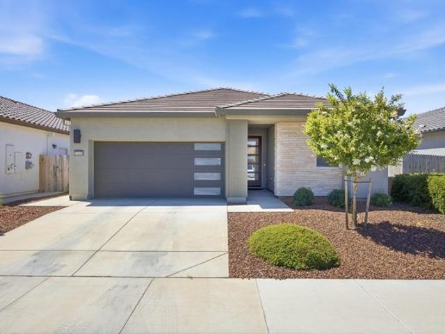 12208 Coal Creek Way, Rancho Cordova, CA 95742