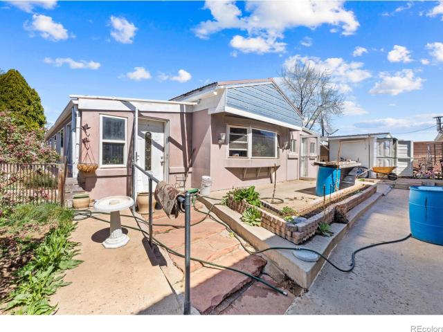 1220 Mackay Court