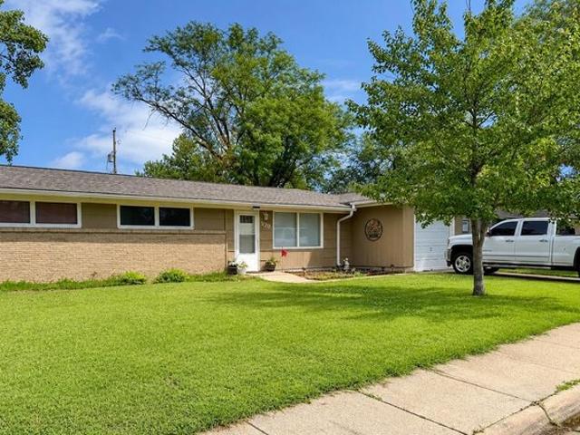 1220 Midland Ave, Salina, KS 67401