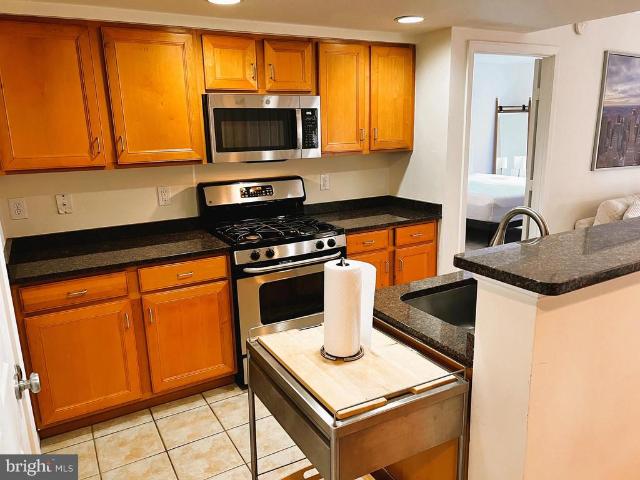 1220 N Fillmore Street # 710