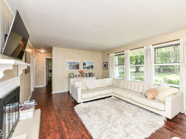 1220 Oak Ridge Drive