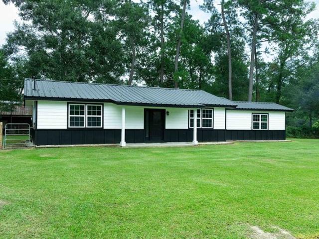 1220 Capri St, Vidor, TX 77662