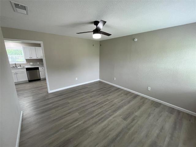 1220 Chapman Drive