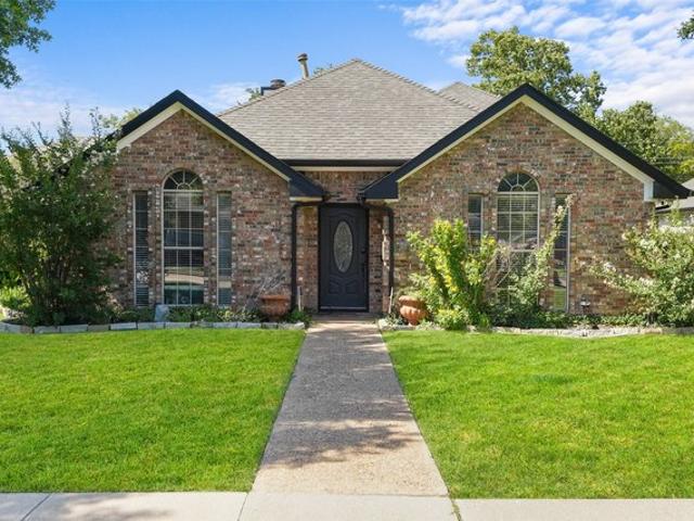 1220 Dentonshire Dr, Carrollton, TX 75007