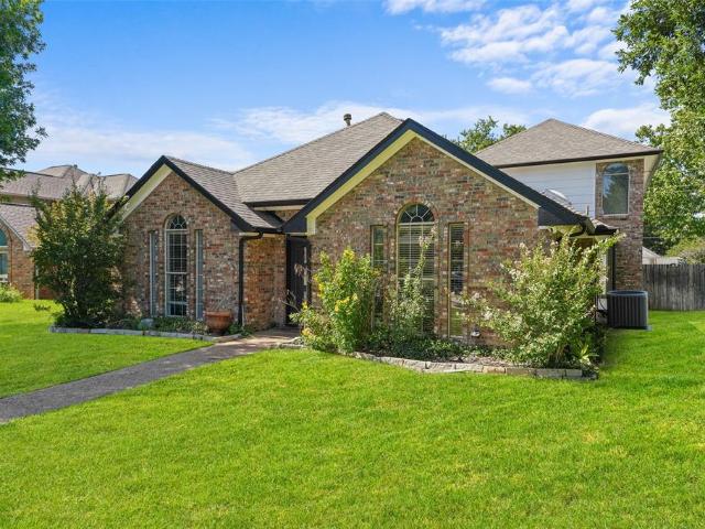1220 Dentonshire Drive