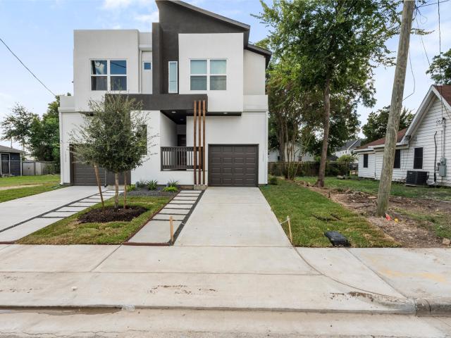 1220 E 33rd St, Houston, TX 77022 | MLS #4162 | Compass
