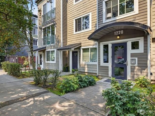 1220 E Columbia St Unit 202, Seattle, WA 98122