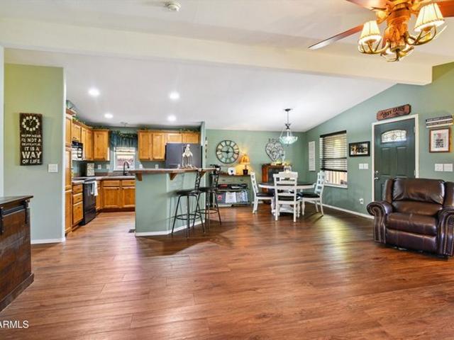 1220 E Caribou Rd, Munds Park, AZ 86017