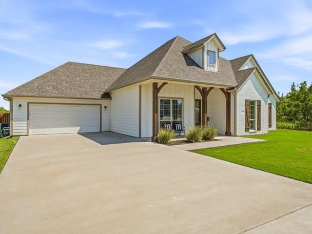 1220 Green Elm Rd, Graford, TX 76449